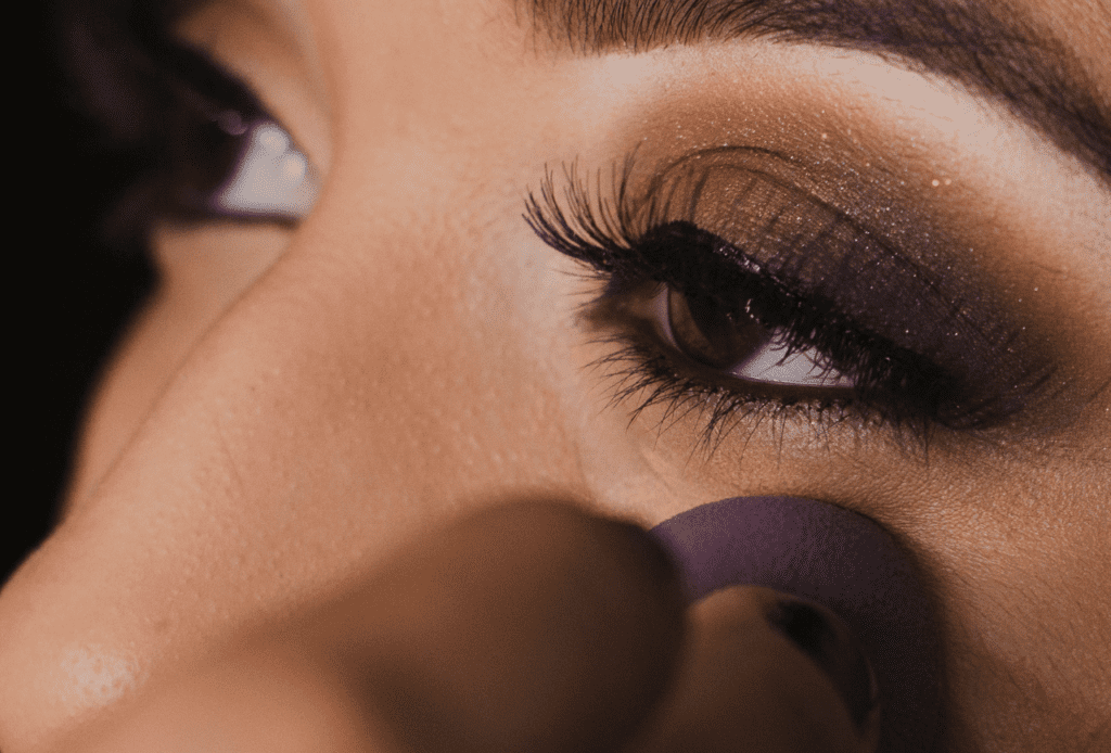 The Creative Ad Designs In Alha Alfa Cosmetics’ Campaign!